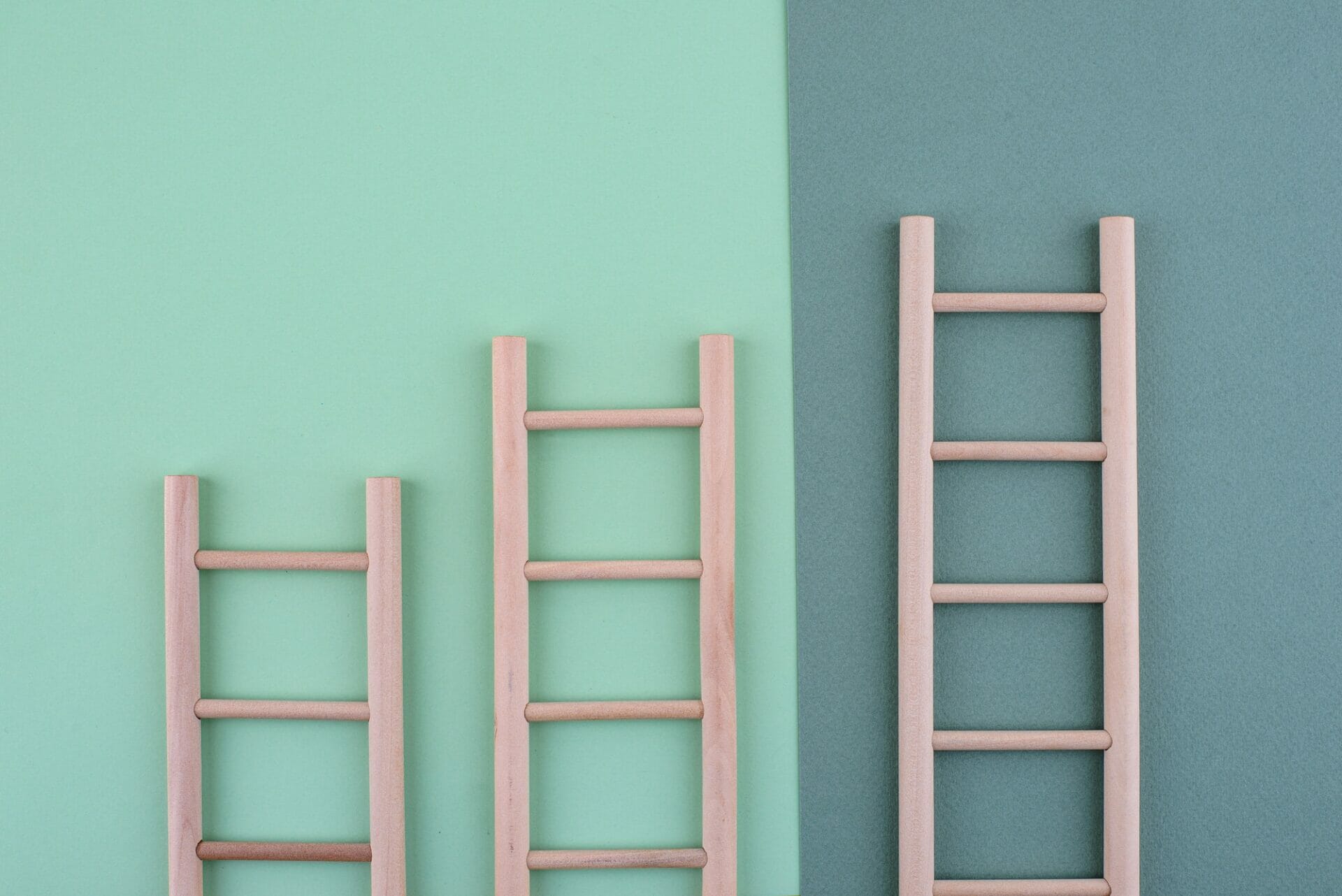 Ten Reasons Why People Get Stuck at the Grade Below CFO - GrowCFO
